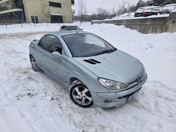 Blue Peugeot 206 2002 in Vilnius, with an engine capacity of 1.59 L and mileage of 250 thousand km for 1200 €, photo 2 on AUTOMOTO.COM.LV