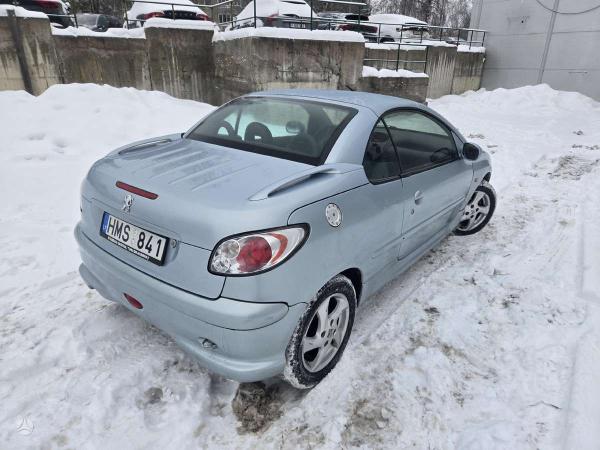Blue Peugeot 206 2002 in Vilnius, with an engine capacity of 1.59 L and mileage of 250 thousand km for 1200 €, photo 3 on AUTOMOTO.COM.LV