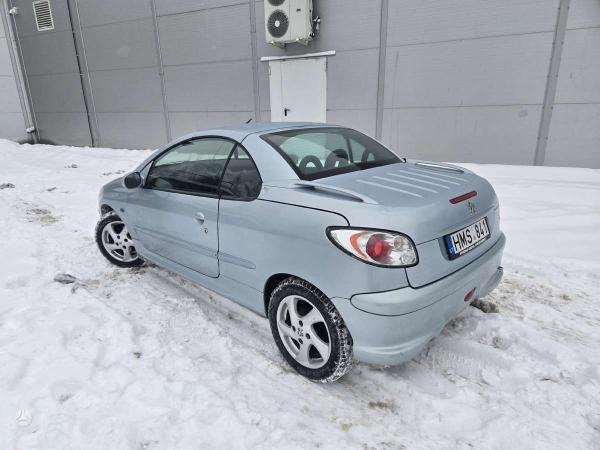 Blue Peugeot 206 2002 in Vilnius, with an engine capacity of 1.59 L and mileage of 250 thousand km for 1200 €, photo 4 on AUTOMOTO.COM.LV