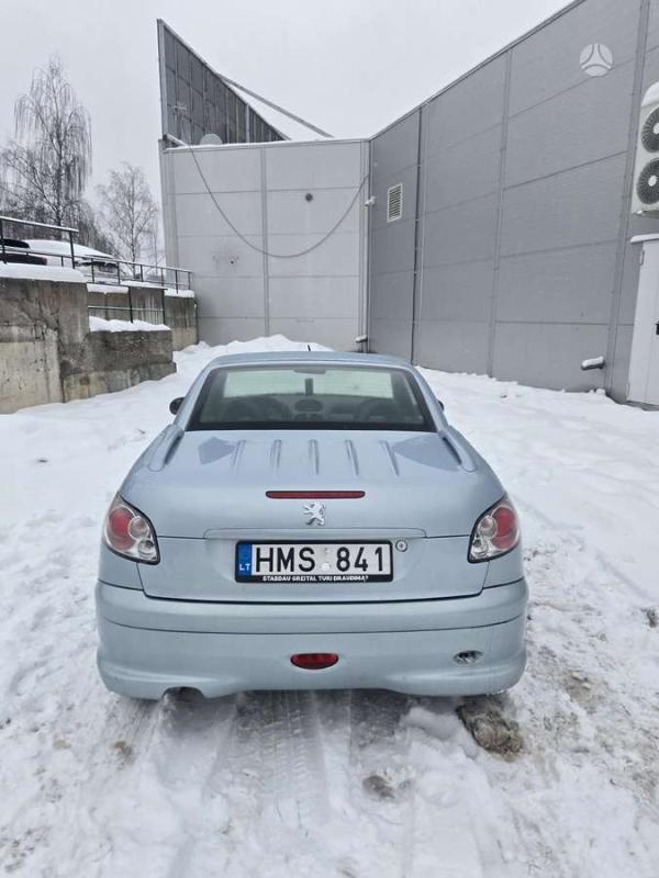 Blue Peugeot 206 2002 in Vilnius, with an engine capacity of 1.59 L and mileage of 250 thousand km for 1200 €, photo 7 on AUTOMOTO.COM.LV