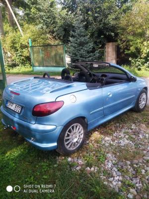 Blue Peugeot 206 2002 in Kaunas, with an engine capacity of 1.59 L and mileage of 227 thousand km for 1200 €, photo 5 on AUTOMOTO.COM.LV