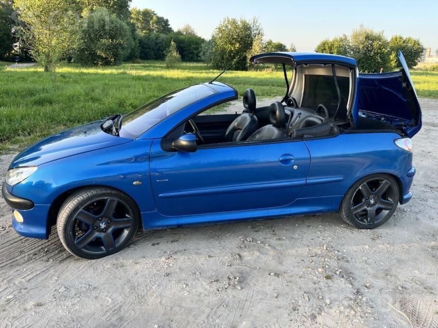 Blue Peugeot 206 2003 in Riga, with an engine capacity of 2.00 L and mileage of 182 thousand km for 1800 €, photo 5 on AUTOMOTO.COM.LV