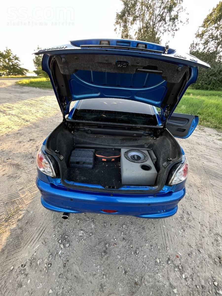 Blue Peugeot 206 2003 in Riga, with an engine capacity of 2.00 L and mileage of 182 thousand km for 1800 €, photo 11 on AUTOMOTO.COM.LV