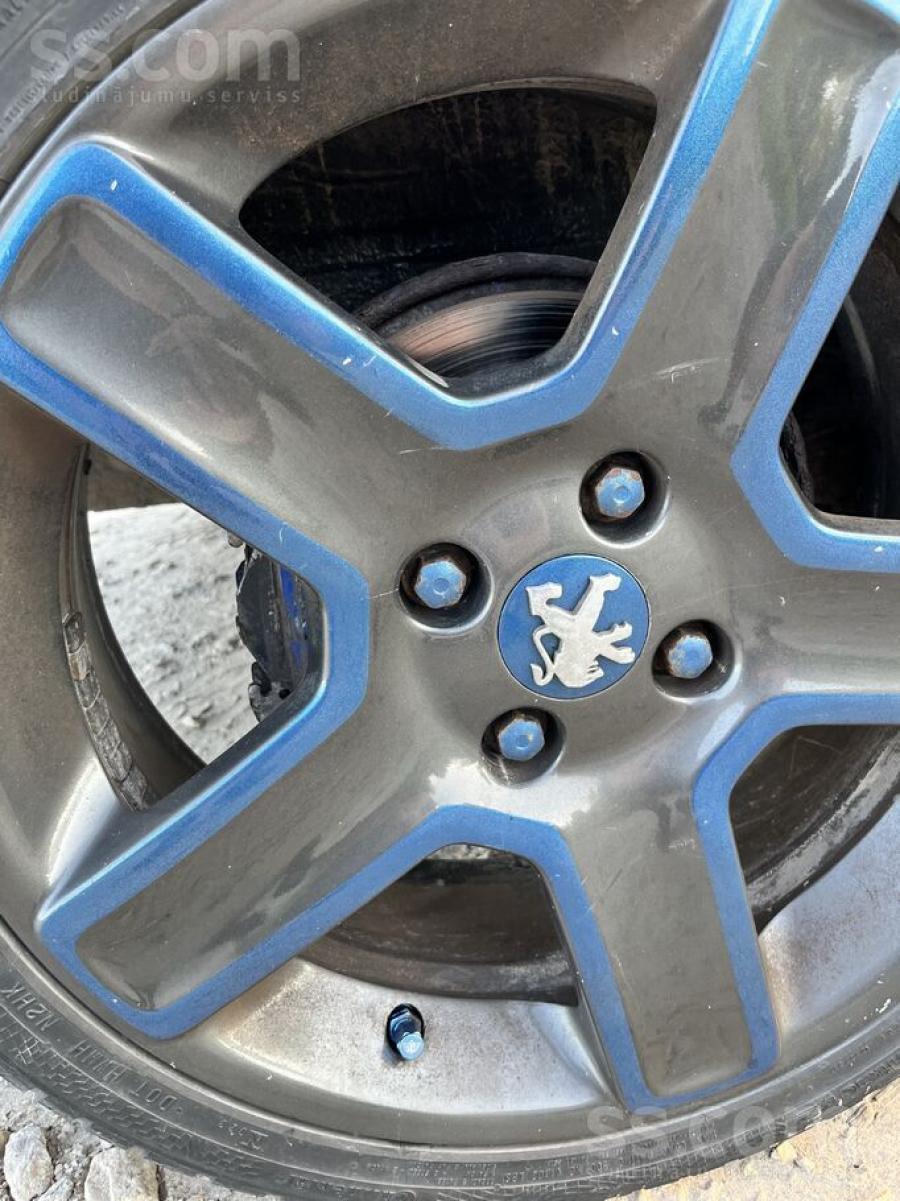 Blue Peugeot 206 2003 in Riga, with an engine capacity of 2.00 L and mileage of 182 thousand km for 1800 €, photo 12 on AUTOMOTO.COM.LV