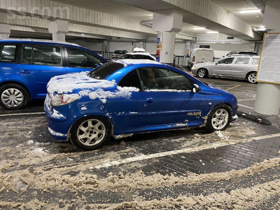 Blue Peugeot 206 2003 in Riga, with an engine capacity of 2.00 L and mileage of 182 thousand km for 1800 €, photo 17 on AUTOMOTO.COM.LV
