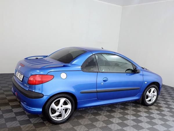 Zils Peugeot 206 2003 Tallina, ar dzinēja tilpumu 1.60 L un nobraukumu 139 tūkst. km par 799 €, foto 6 vietnē AUTOMOTO.COM.LV