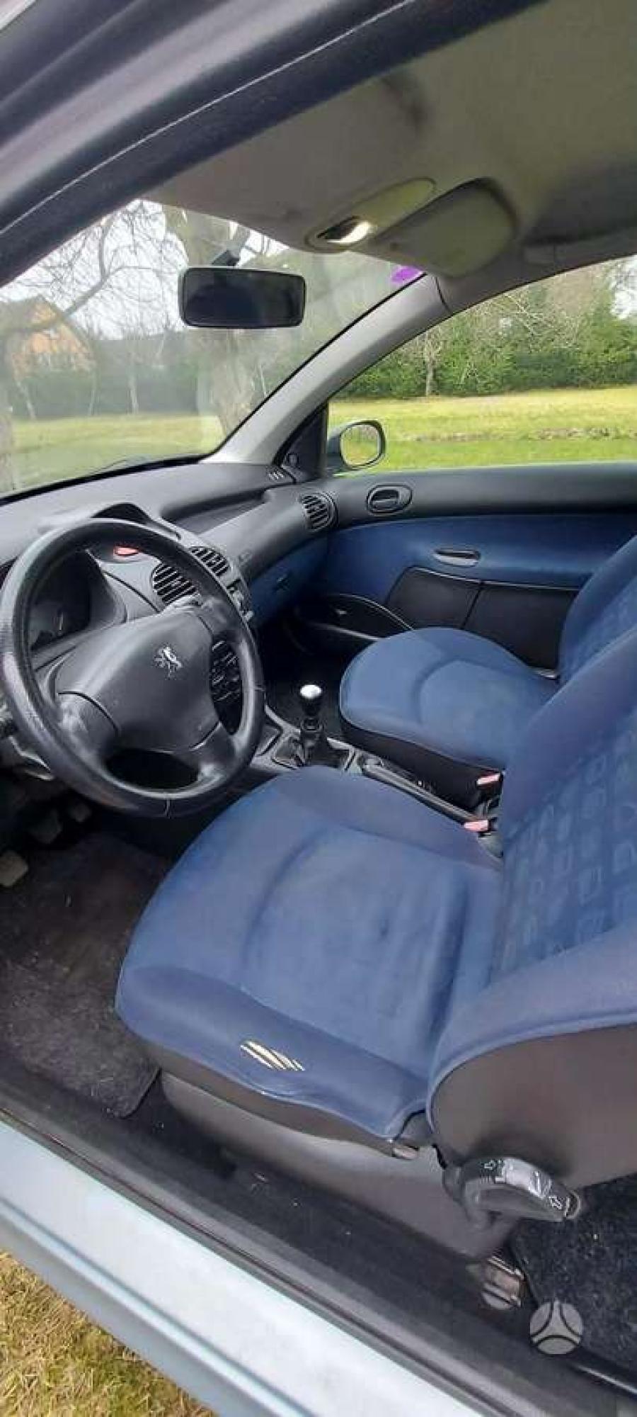 Blue Peugeot 206 2001 in Panevezys, with an engine capacity of 1.40 L and mileage of 321 thousand km for 650 €, photo 1 on AUTOMOTO.COM.LV
