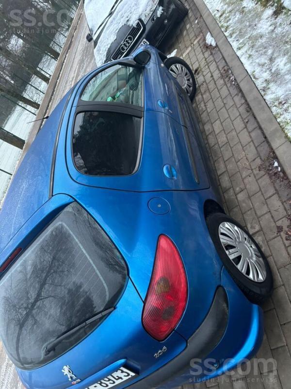 Blue Peugeot 206 2004 in Riga, with an engine capacity of 1.40 L and mileage of 210 thousand km for 850 €, photo 3 on AUTOMOTO.COM.LV