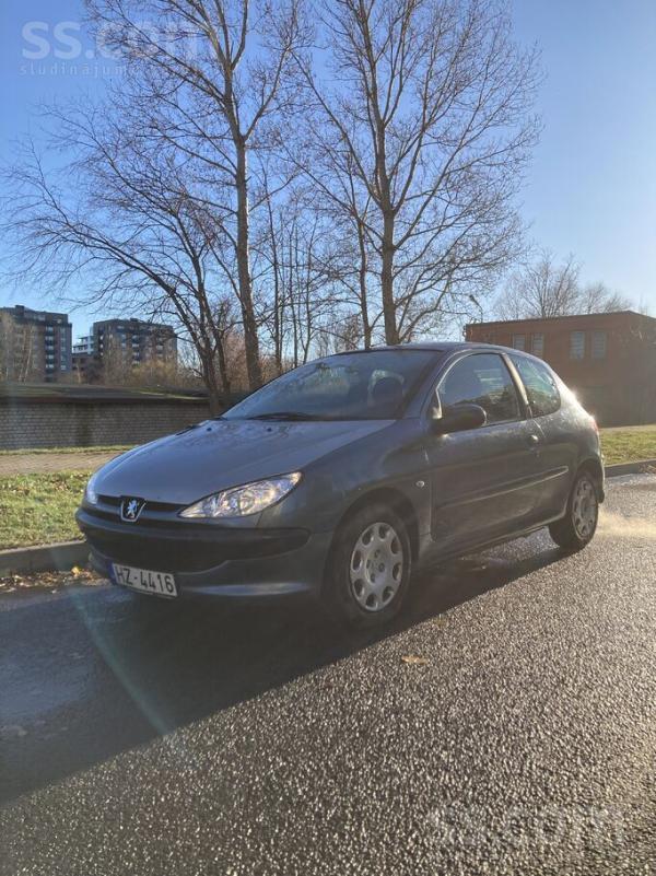 Blue Peugeot 206 2007 in Riga, with an engine capacity of 1.40 L and mileage of 189 thousand km for 1450 €, photo 1 on AUTOMOTO.COM.LV