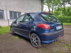 Blue Peugeot 206 2007 in Riga, with an engine capacity of 1.40 L and mileage of 153 thousand km for 1200 €, photo 7 on AUTOMOTO.COM.LV