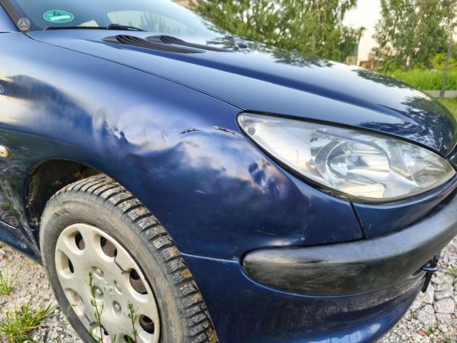 Blue Peugeot 206 2007 in Vilnius, with an engine capacity of 1.40 L and mileage of 264 thousand km for 1050 €, photo 7 on AUTOMOTO.COM.LV