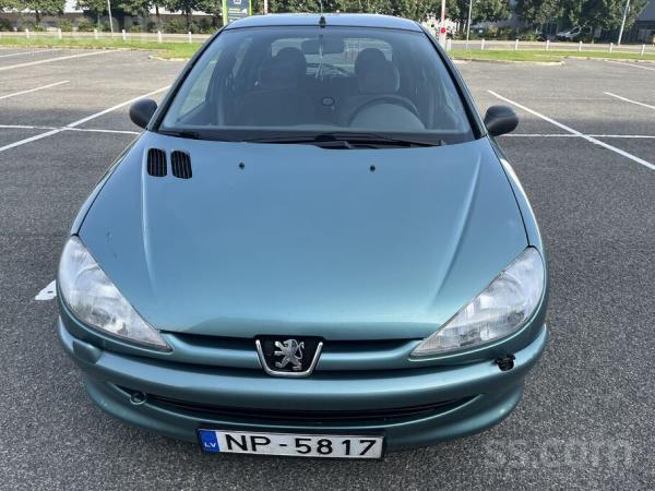 Синий Пежо 206 2000 в Рига, объемом двигателя 1.40 л и пробегом 82 тыс. км за 1550 €, фото 2 на AUTOMOTO.COM.LV