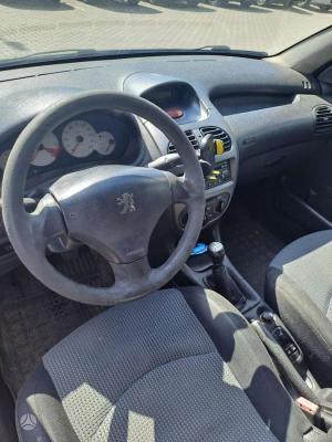 Zils Peugeot 206 2005 Klaipėda, ar dzinēja tilpumu 1.40 L un nobraukumu 304 tūkst. km par 500 €, foto 6 vietnē AUTOMOTO.COM.LV