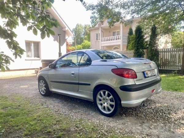 Пежо 206 2001 в Рига, объемом двигателя 1.60 л и пробегом 223 тыс. км за 1690 €, фото 5 на AUTOMOTO.COM.LV