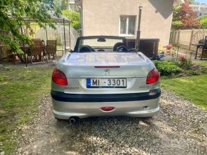 Peugeot 206 2001 Rīga, ar dzinēja tilpumu 1.60 L un nobraukumu 223 tūkst. km par 1690 €, foto 8 vietnē AUTOMOTO.COM.LV