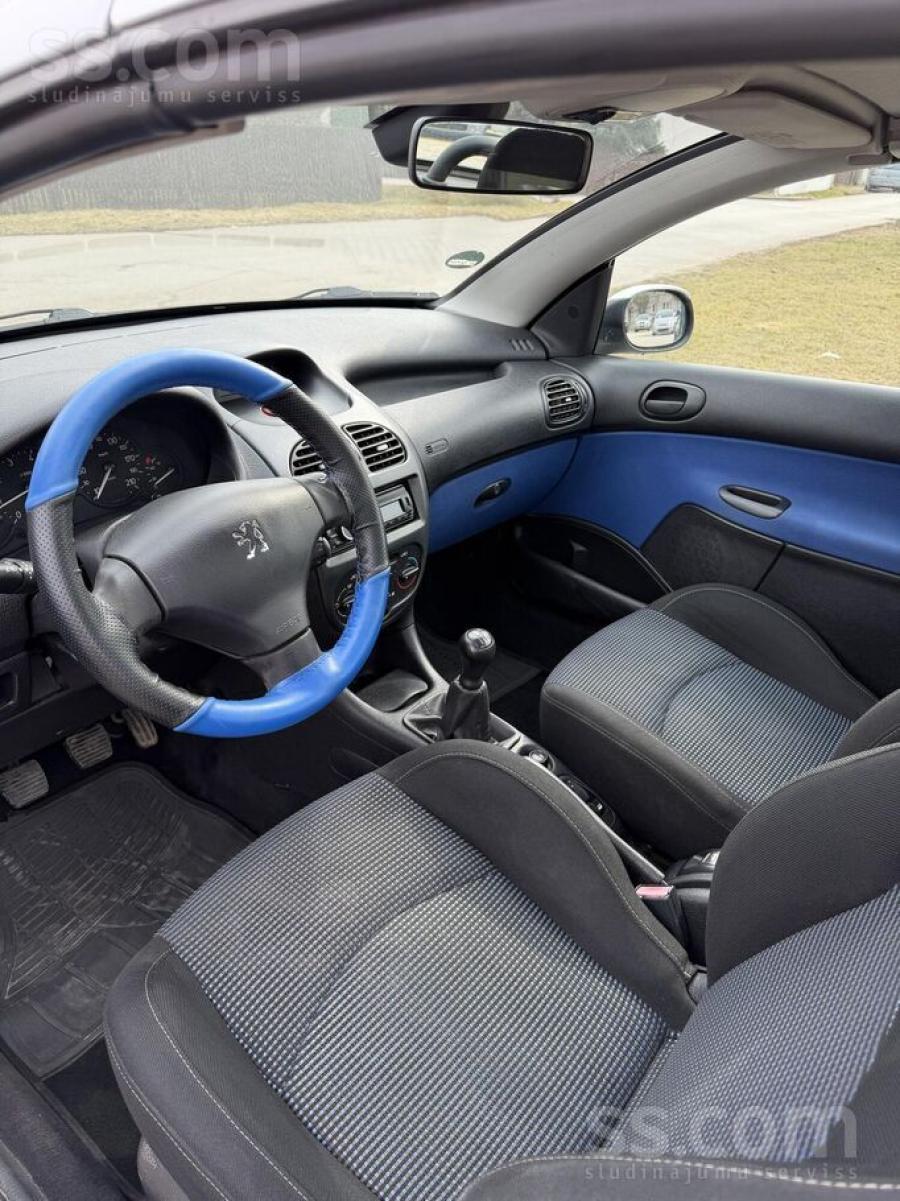 Peugeot 206 2001 Ventspils, ar dzinēja tilpumu 1.60 L un nobraukumu 222 tūkst. km par 1690 €, foto 9 vietnē AUTOMOTO.COM.LV