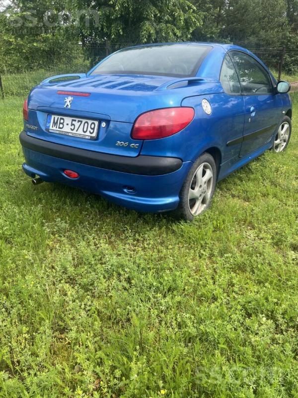 Peugeot 206 2002 in Jekabpils, with an engine capacity of 1.60 L and mileage of 240 thousand km for 1500 €, photo 5 on AUTOMOTO.COM.LV