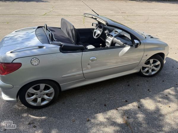 Peugeot 206 2002 in Klaipeda, with an engine capacity of 1.60 L and mileage of 190 thousand km for 1350 €, photo 3 on AUTOMOTO.COM.LV