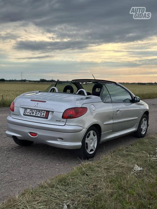 Peugeot 206 2004 in Vilkaviskis, with an engine capacity of 1.60 L and mileage of 300 thousand km for 950 €, photo 4 on AUTOMOTO.COM.LV