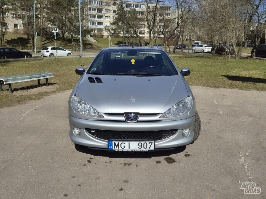 Peugeot 206 2005 in Vilnius, with an engine capacity of 1.60 L and mileage of 148 thousand km for 1250 €, photo 3 on AUTOMOTO.COM.LV