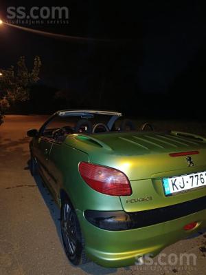 Green Peugeot 206 2002 in Riga, with an engine capacity of 1.40 L and mileage of 255 thousand km for 1200 €, photo 6 on AUTOMOTO.COM.LV