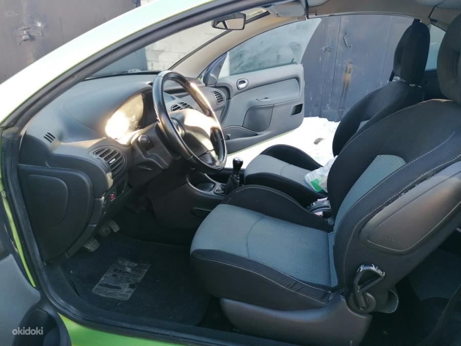 Zaļš Peugeot 206 2004 Narva, ar dzinēja tilpumu 1.60 L un nobraukumu 113 tūkst. km par 1500 €, foto 30 vietnē AUTOMOTO.COM.LV
