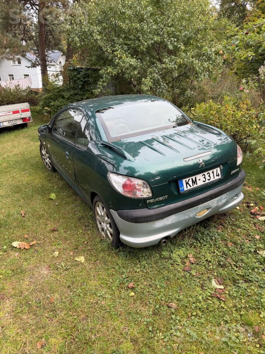 Green Peugeot 206 2004 in Riga, with an engine capacity of 1.60 L and mileage of 220 thousand km for 500 €, photo 3 on AUTOMOTO.COM.LV