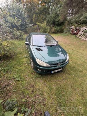 Green Peugeot 206 2004 in Riga, with an engine capacity of 1.60 L and mileage of 220 thousand km for 500 €, photo 5 on AUTOMOTO.COM.LV