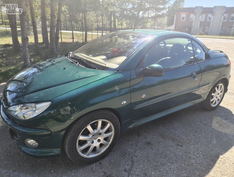 Green Peugeot 206 2006 in Moletai, with an engine capacity of 1.60 L and mileage of 276 thousand km for 1700 €, photo 4 on AUTOMOTO.COM.LV