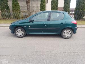 Zaļš Peugeot 206 2000 Viļņa, ar dzinēja tilpumu 1.40 L un nobraukumu 262 tūkst. km par 880 €, foto 10 vietnē AUTOMOTO.COM.LV