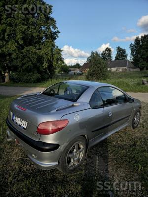 Grey Peugeot 206 2001 in Aluksne, with an engine capacity of 2.00 L and mileage of 189 thousand km for 1450 €, photo 4 on AUTOMOTO.COM.LV