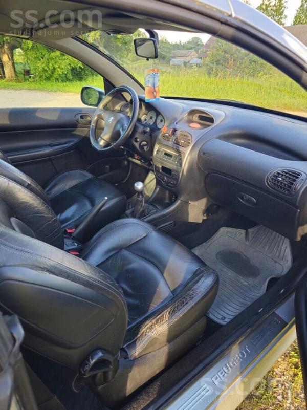 Grey Peugeot 206 2001 in Aluksne, with an engine capacity of 2.00 L and mileage of 189 thousand km for 1450 €, photo 7 on AUTOMOTO.COM.LV