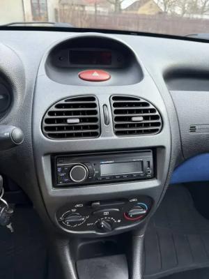 Grey Peugeot 206 2001 in Ventspils, with an engine capacity of 1.60 L and mileage of 222 thousand km for 1690 €, photo 18 on AUTOMOTO.COM.LV