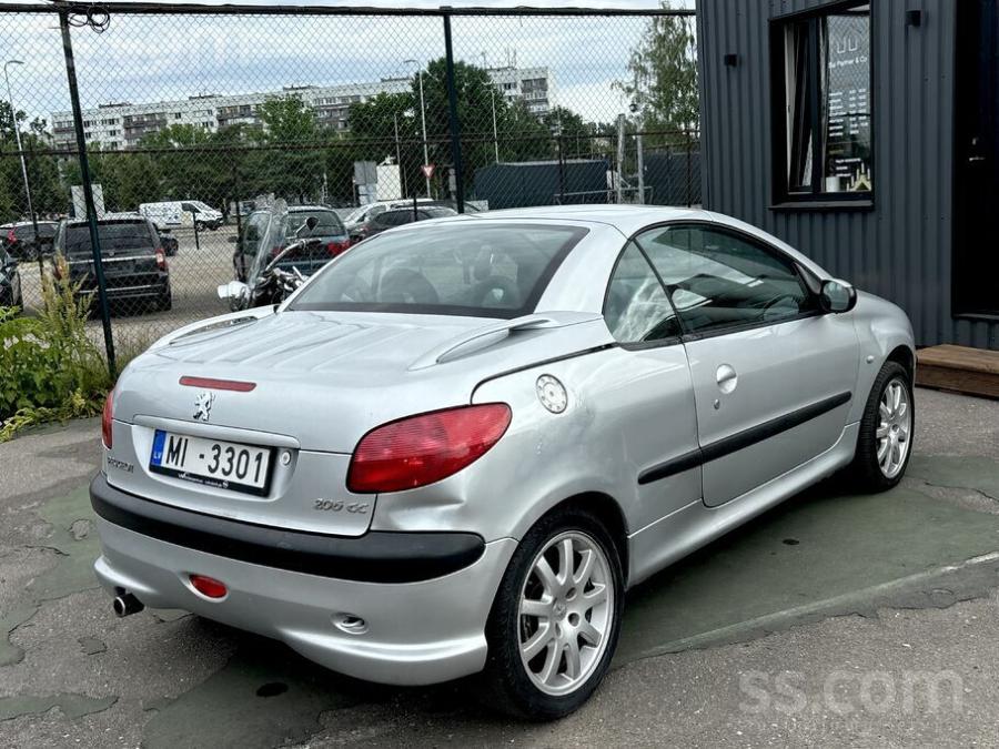 Pelēks Peugeot 206 2001 Rīga, ar dzinēja tilpumu 1.60 L un nobraukumu 222 tūkst. km par 1690 €, foto 11 vietnē AUTOMOTO.COM.LV
