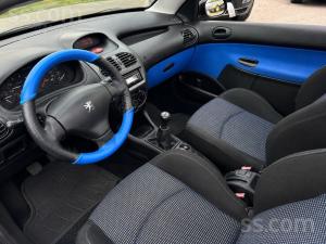 Pelēks Peugeot 206 2001 Rīga, ar dzinēja tilpumu 1.60 L un nobraukumu 222 tūkst. km par 1690 €, foto 13 vietnē AUTOMOTO.COM.LV