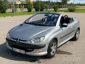 Pelēks Peugeot 206 2001 Bauska, ar dzinēja tilpumu 2.00 L un nobraukumu 190 tūkst. km par 1400 €, foto 4 vietnē AUTOMOTO.COM.LV