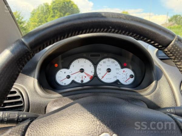 Серый Пежо 206 2001 в Бауска, объемом двигателя 2.00 л и пробегом 190 тыс. км за 1400 €, фото 10 на AUTOMOTO.COM.LV