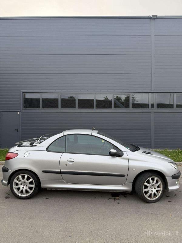 Пежо 206 2001 в Паневежис на AUTOMOTO.COM.LV Серый Пежо 206 2001 в Паневежис, объемом двигателя 2.00 л и пробегом 242 тыс. км за 1050 €, фото 4 на AUTOMOTO.COM.LV