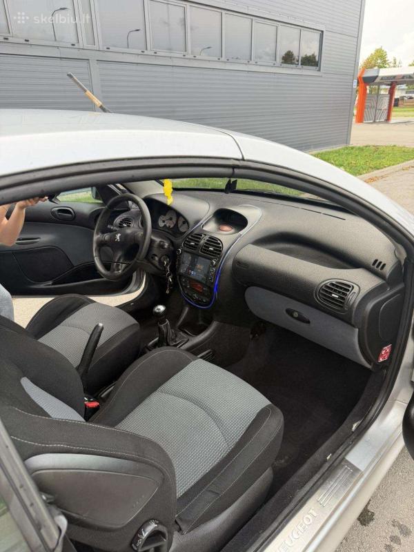 Пежо 206 2001 в Паневежис на AUTOMOTO.COM.LV Серый Пежо 206 2001 в Паневежис, объемом двигателя 2.00 л и пробегом 242 тыс. км за 1050 €, фото 8 на AUTOMOTO.COM.LV