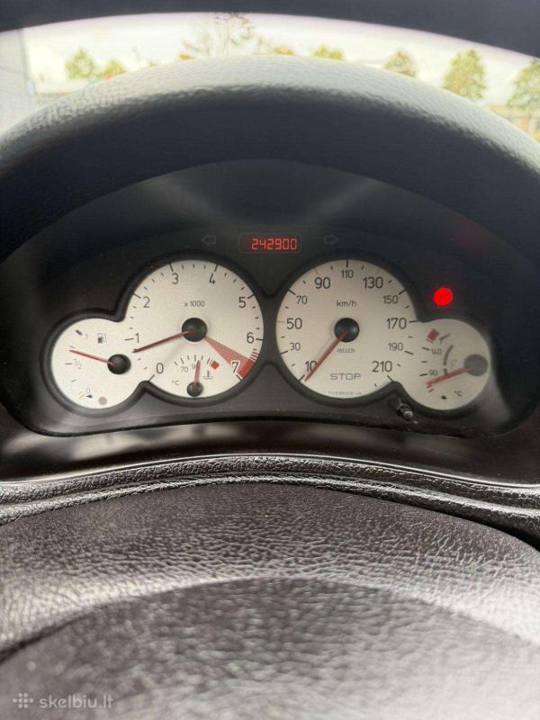 Пежо 206 2001 в Паневежис на AUTOMOTO.COM.LV Серый Пежо 206 2001 в Паневежис, объемом двигателя 2.00 л и пробегом 242 тыс. км за 1050 €, фото 11 на AUTOMOTO.COM.LV