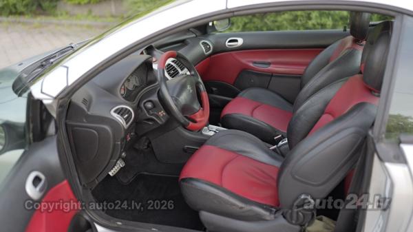 Pelēks Peugeot 206 2002 Tallina, ar dzinēja tilpumu 1.60 L un nobraukumu 209 tūkst. km par 1499 €, foto 7 vietnē AUTOMOTO.COM.LV