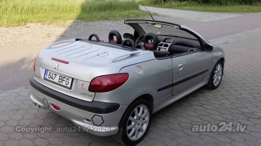 Pelēks Peugeot 206 2002 Tallina, ar dzinēja tilpumu 1.60 L un nobraukumu 209 tūkst. km par 1499 €, foto 15 vietnē AUTOMOTO.COM.LV