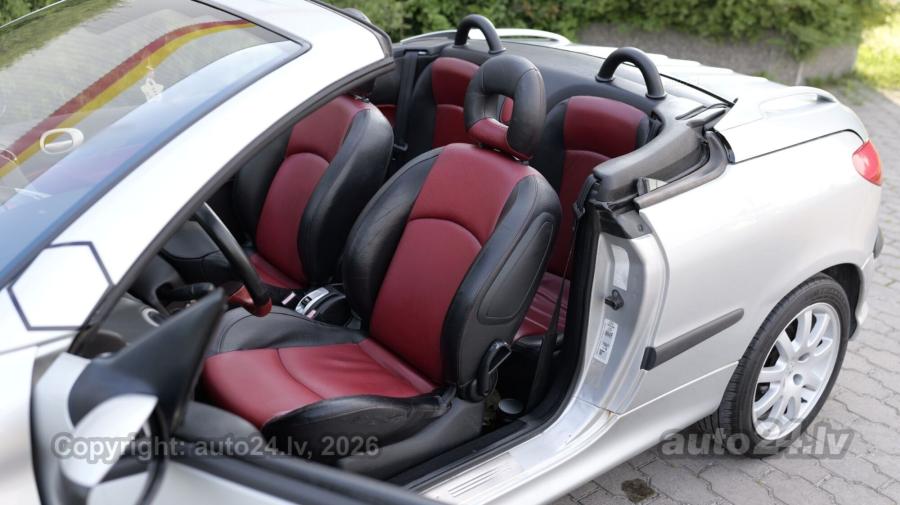 Pelēks Peugeot 206 2002 Tallina, ar dzinēja tilpumu 1.60 L un nobraukumu 209 tūkst. km par 1499 €, foto 18 vietnē AUTOMOTO.COM.LV