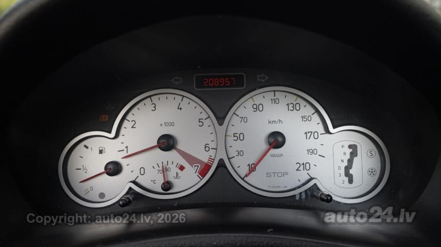 Pelēks Peugeot 206 2002 Tallina, ar dzinēja tilpumu 1.60 L un nobraukumu 209 tūkst. km par 1499 €, foto 21 vietnē AUTOMOTO.COM.LV