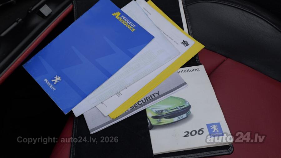 Pelēks Peugeot 206 2002 Tallina, ar dzinēja tilpumu 1.60 L un nobraukumu 209 tūkst. km par 1499 €, foto 24 vietnē AUTOMOTO.COM.LV