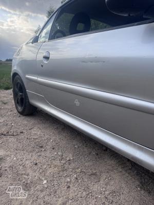 Pelēks Peugeot 206 2002 Marijampole, ar dzinēja tilpumu 1.60 L un nobraukumu 201 tūkst. km par 1100 €, foto 7 vietnē AUTOMOTO.COM.LV