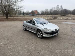 Pelēks Peugeot 206 2003 Rīga, ar dzinēja tilpumu 1.60 L un nobraukumu 168 tūkst. km par 2100 €, foto  vietnē AUTOMOTO.COM.LV