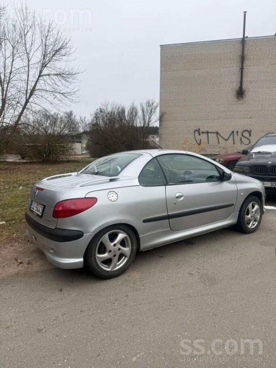 Pelēks Peugeot 206 2003 Rīga, ar dzinēja tilpumu 1.60 L un nobraukumu 168 tūkst. km par 2100 €, foto 7 vietnē AUTOMOTO.COM.LV