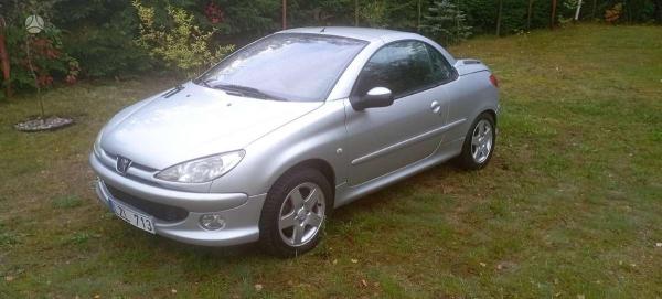 Grey Peugeot 206 2004 in Kaunas, with an engine capacity of 1.59 L and mileage of 202 thousand km for 1860 €, photo 3 on AUTOMOTO.COM.LV