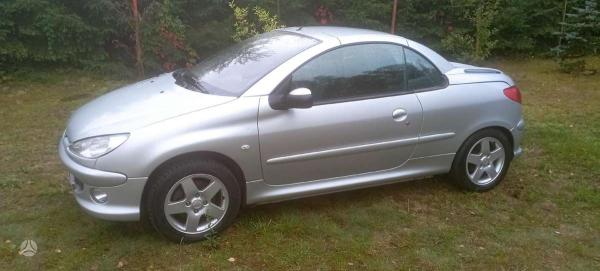 Grey Peugeot 206 2004 in Kaunas, with an engine capacity of 1.59 L and mileage of 202 thousand km for 1860 €, photo 4 on AUTOMOTO.COM.LV